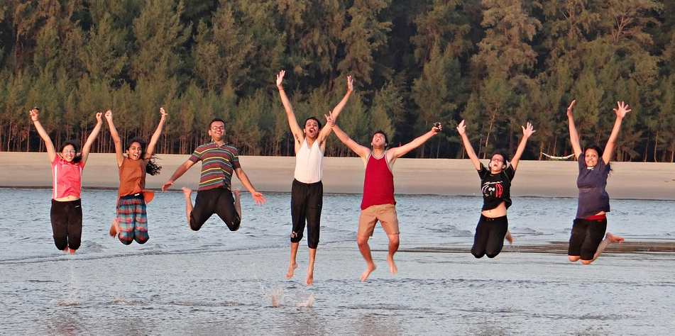 Catching happiness - Find Fabulous Friends